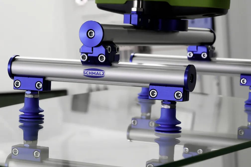 Revolutionizing Industries: The Role of Autonomous Robots and Vacuum ...